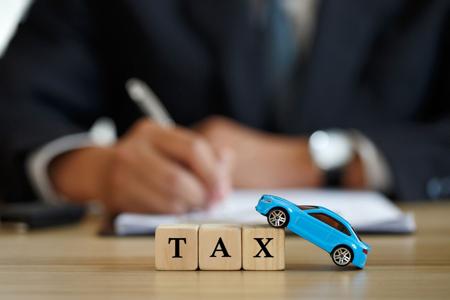 EV Pay-Per-Mile Tax: Why the AFP is Urging a Delay to 2030 for Fleets ...